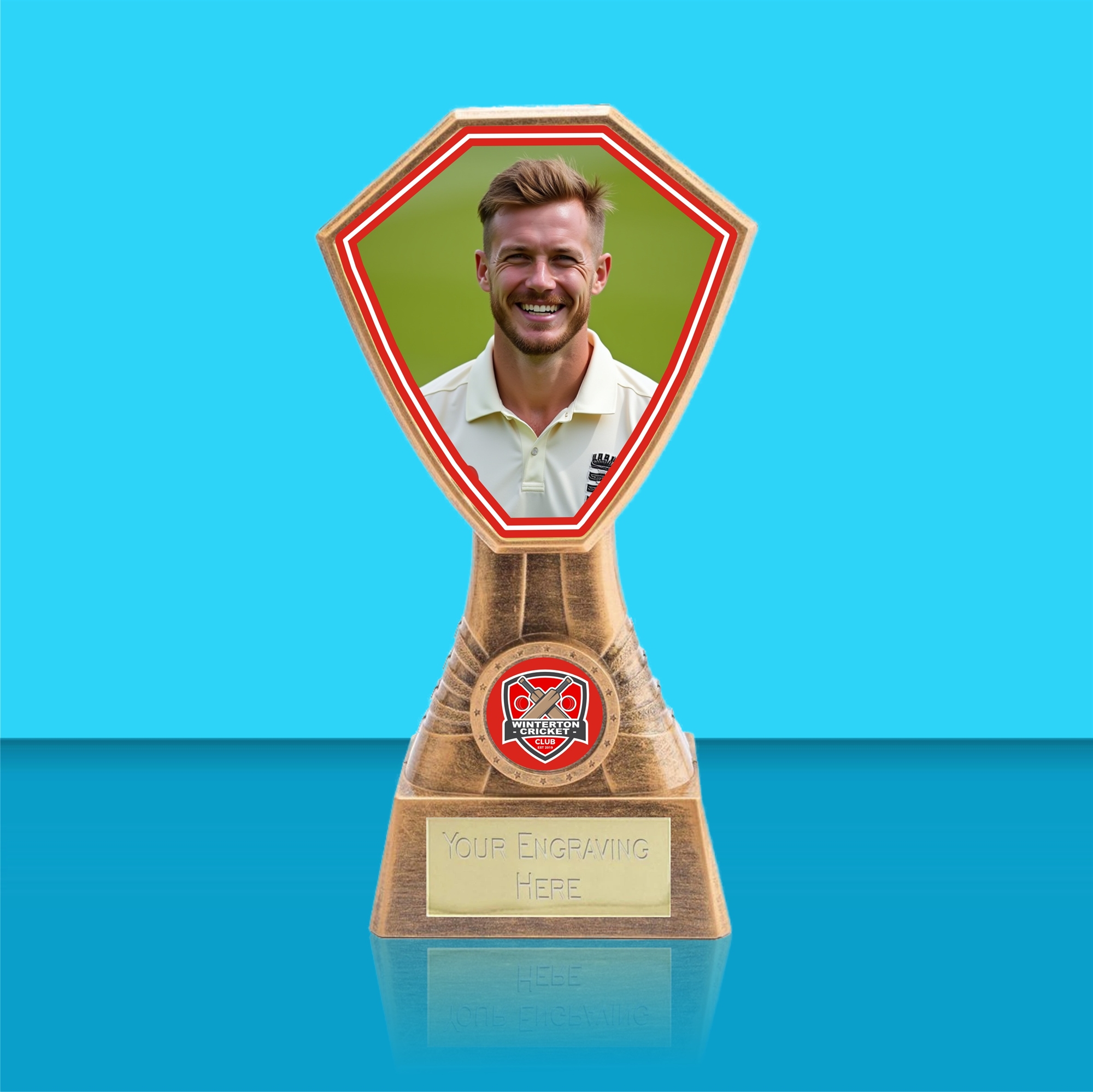 Gladiator Cricket Player Photo Award Gold - AFP001G/PHCR | Impact Trophies
